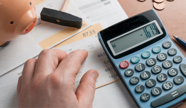 Cost of living on the rise: How to minimise your household bills ...