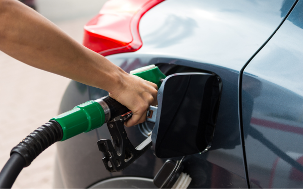 New data shows fuel prices falling at fastest rate this year - Money To ...
