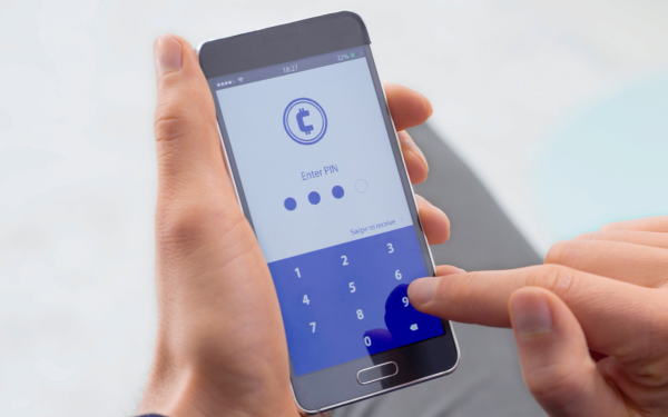 Best crypto apps for UK traders - Money To The Masses